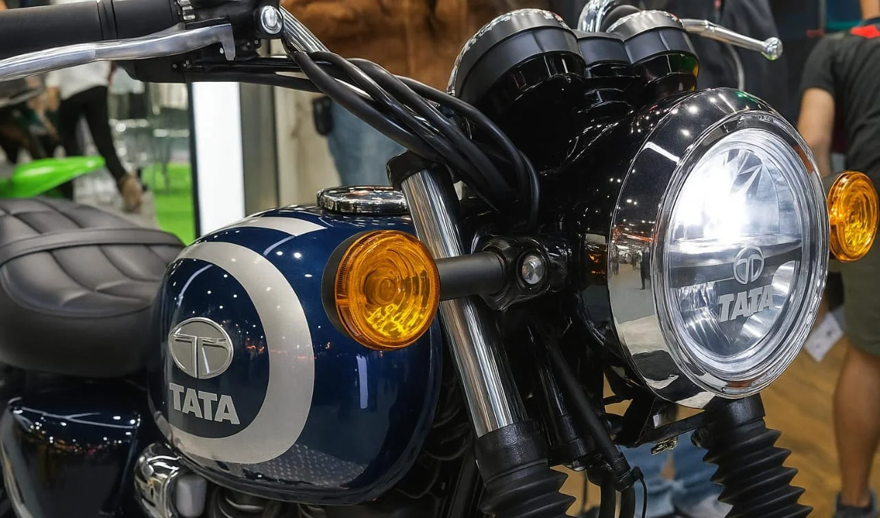 90+ KM/L Mileage? Decoding the Tata 125cc Launch Buzz and the Company's Official Response.
